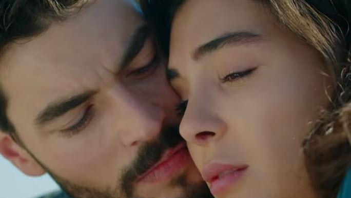 Hercai 21.bölüm fragmanında şok gelişme! Reyyan ve Azize arasında sular ...