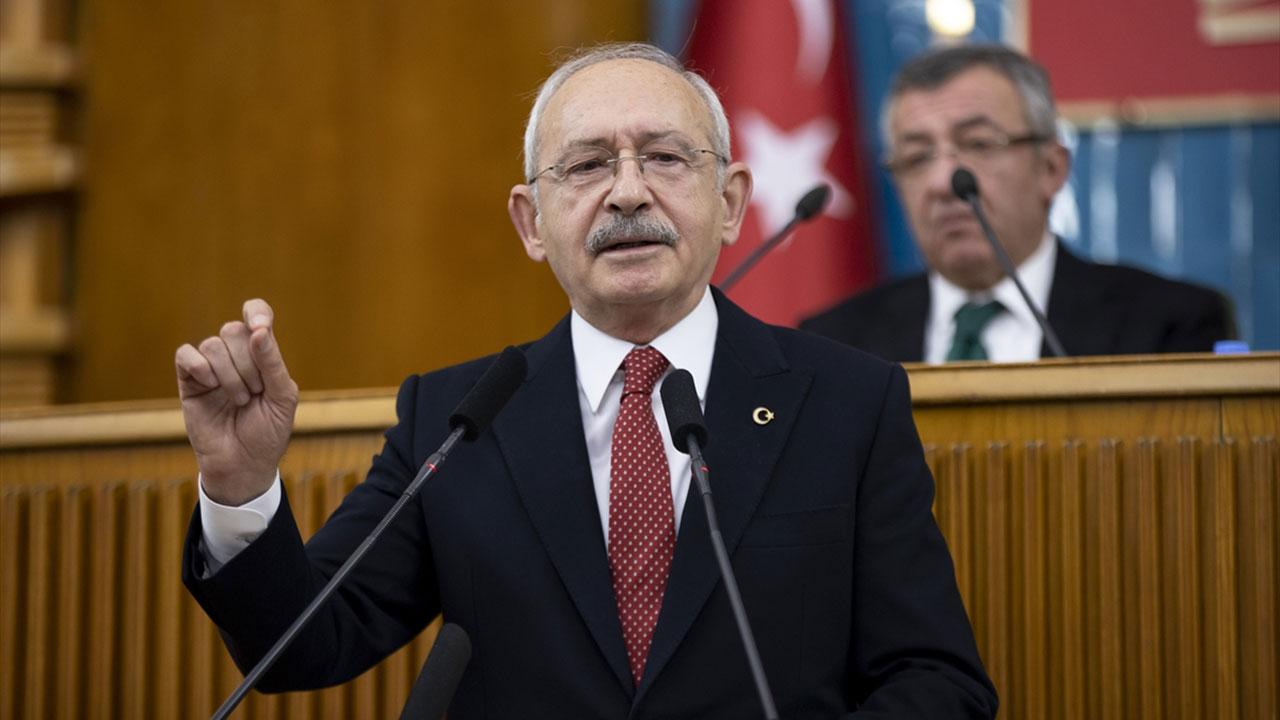 Kendinden başka her şeyi değiştirdi! CHP'nin önünde üç seçenek ...