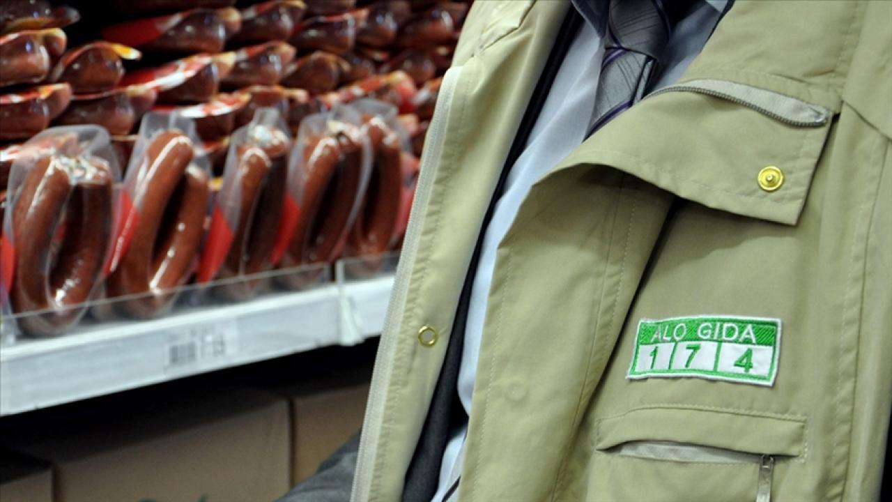 Tek tırnaklı ve kanatlı eti kullanmışlar! Köfte, pide, kıyma, kebap ...