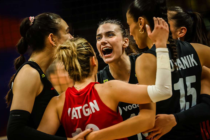 Voleybol dünya sıralaması güncellendi! Filenin Sultanları’nın yeri ...