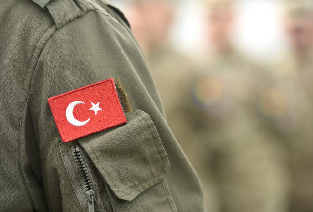 Sözleşmeli askerlere kadroda yeni gelişme! Uzman çavuş ve erlerin ...