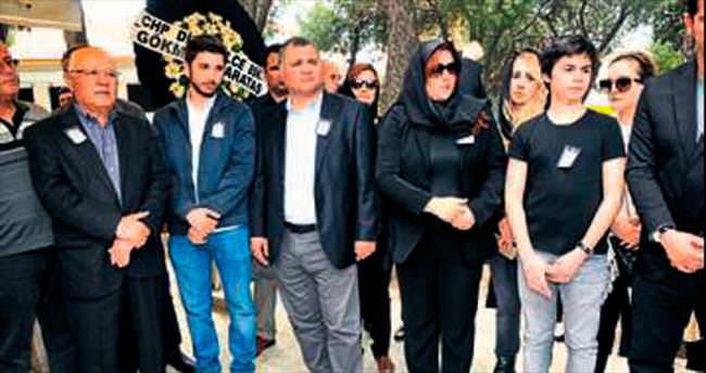 Özlem Çerçioğlu'nun babası toprağa verildi - Egeli Sabah Haberleri