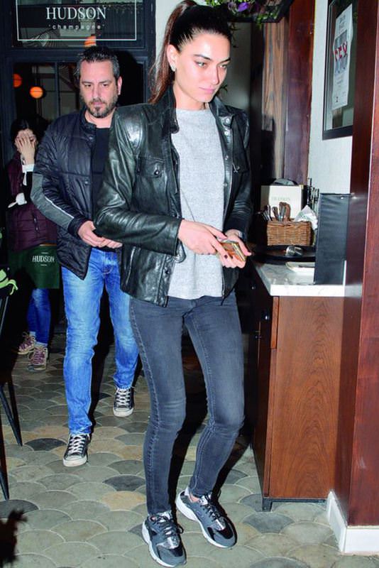 Hande Subaşı ile Can Tursan yemekte! - Son Dakika Magazin Haberleri