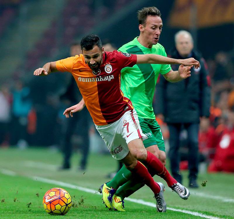 Akhisar, Ahmet Cebe ile yollarını ayırdı - Son Dakika Spor Haberleri