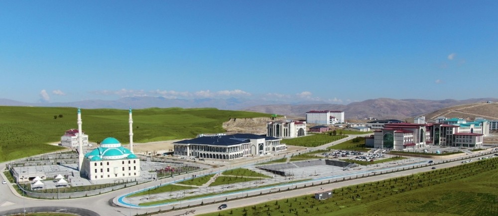 Bayburt Üniversitesi yükselişini sürdürüyor - Bayburt Haberleri