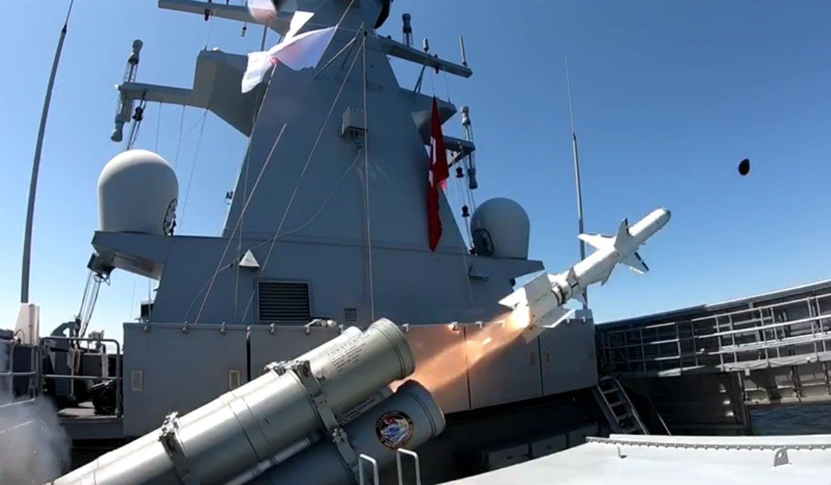 Atmaca, ilk kez gemi hedefi vurdu - Sinop Haberleri